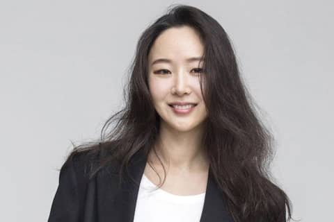 Kronologi Perseteruan Min Hee Jin CEO ADOR vs HYBE Labels | IDN Times
