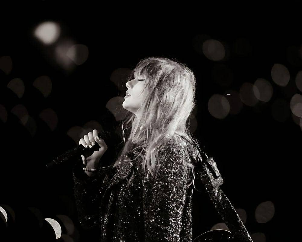 Lirik Lagu The Prophecy - Taylor Swift dan Maknanya | IDN Times