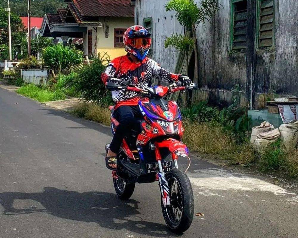 5 Ide Modifikasi BeAT Street, Supermoto hingga ala Ngabers | IDN Times