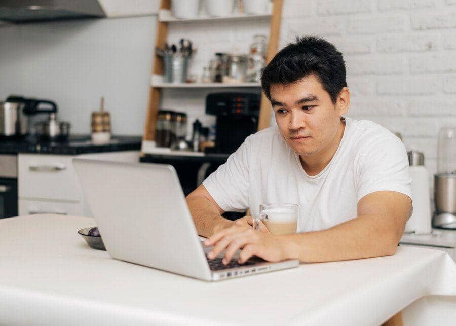 Apa Itu Motherboard? Ini Fungsi, Komponen, dan Cara Kerja | IDN Times