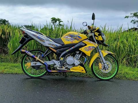6 Ide Modifikasi Vixion Old yang Keren, Ada Ala Motor Custom | IDN Times