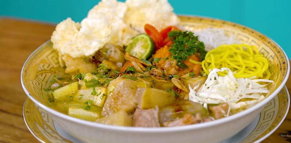 Resep Soto Mie Khas Bogor, Kuahnya Segar dan Berkaldu Banget | IDN Times