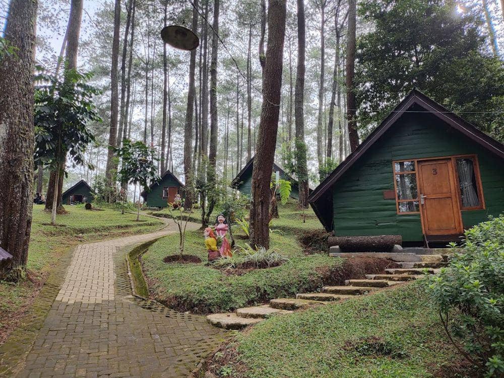 5 Rekomendasi Tempat Wisata di Cikole, Cocok Buat Healing | IDN Times