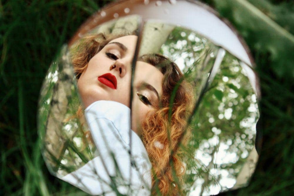 6 Pelajaran Berharga dari Cermin Pecah, Jangan Anggap Remeh! | IDN Times