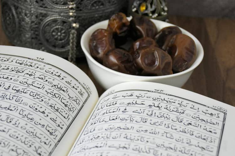 Pengertian Masdar, Fungsi dan Contohnya dalam Al-Qur'an | IDN Times
