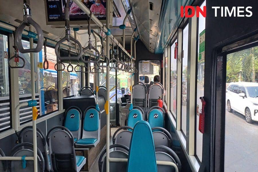 5 Transportasi Umum dari dan ke Stasiun Whoosh Halim Jakarta | IDN Times