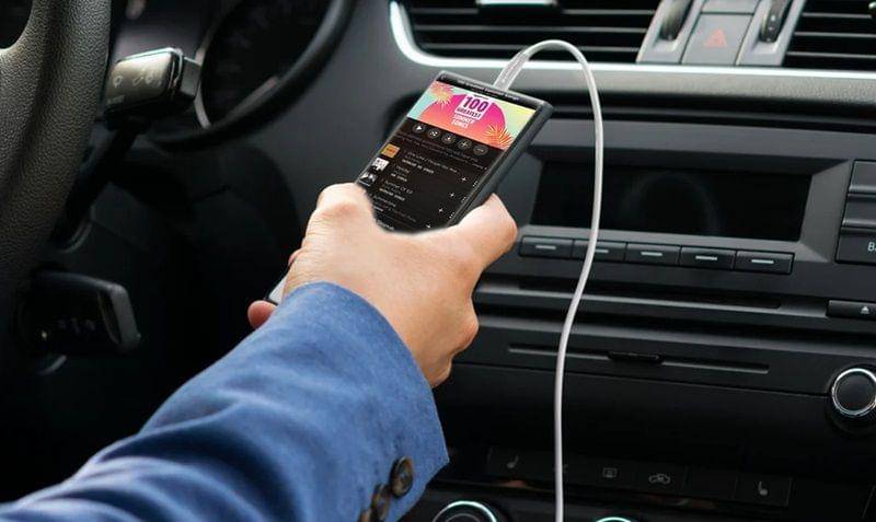 Apa Itu Aux? Berikut Fungsi dan Cara Menggunakannya | IDN Times