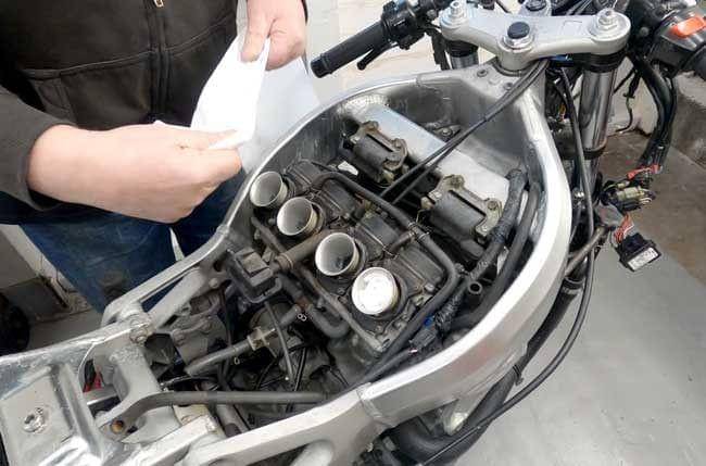 Apa Itu Klep Motor? Ini Arti, Fungsi, dan Cara Menyetelnya | IDN Times