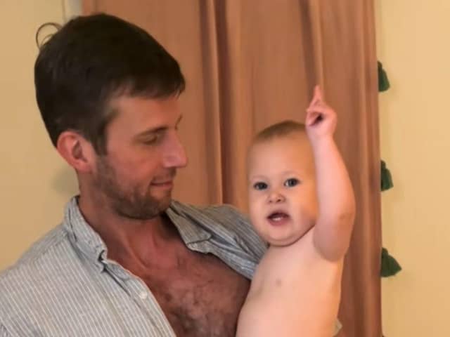 Siapakah 'Fully Conscious Baby' yang lagi Viral di TikTok? | IDN Times