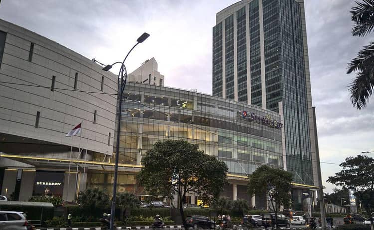 5 Stasiun Dekat Senayan City Mall dan Panduan Rutenya | IDN Times
