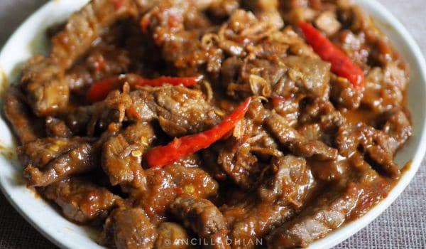 Resep Oseng Daging Sapi Cabai Merah | IDN Times Sumut
