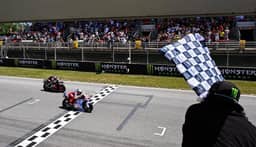 Pembalap MotoGP 2024 yang Pernah Naik Podium dengan 2 Motor | IDN Times