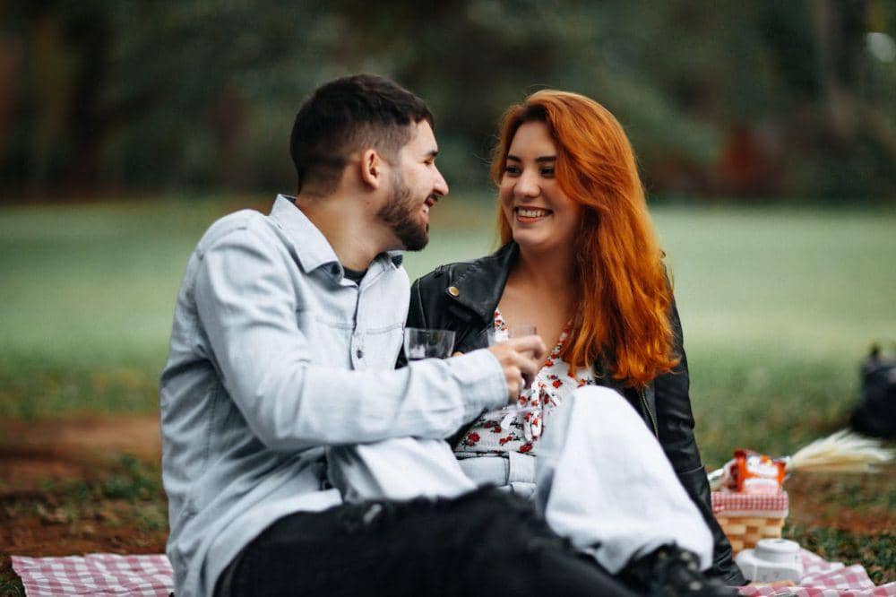 80 Kumpulan Gombalan Tebak-tebakan Lucu dan Romantis, Baper! | IDN Times