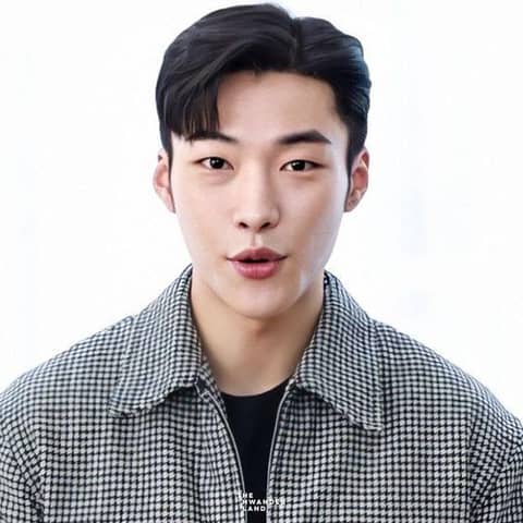 15 Gaya Rambut Comma Hair Pendek yang Simpel dan Keren | IDN Times