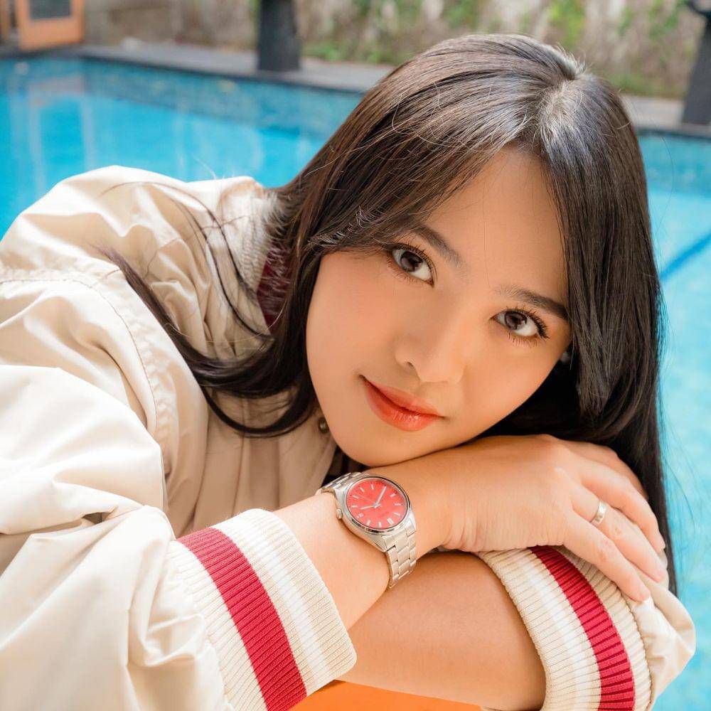 Biodata dan Profil Reva Fidela atau Adel, Lulus dari JKT48 | IDN Times