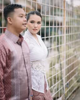 Siapa Ditha Amalia, Istri Dustin Tiffani? | IDN Times