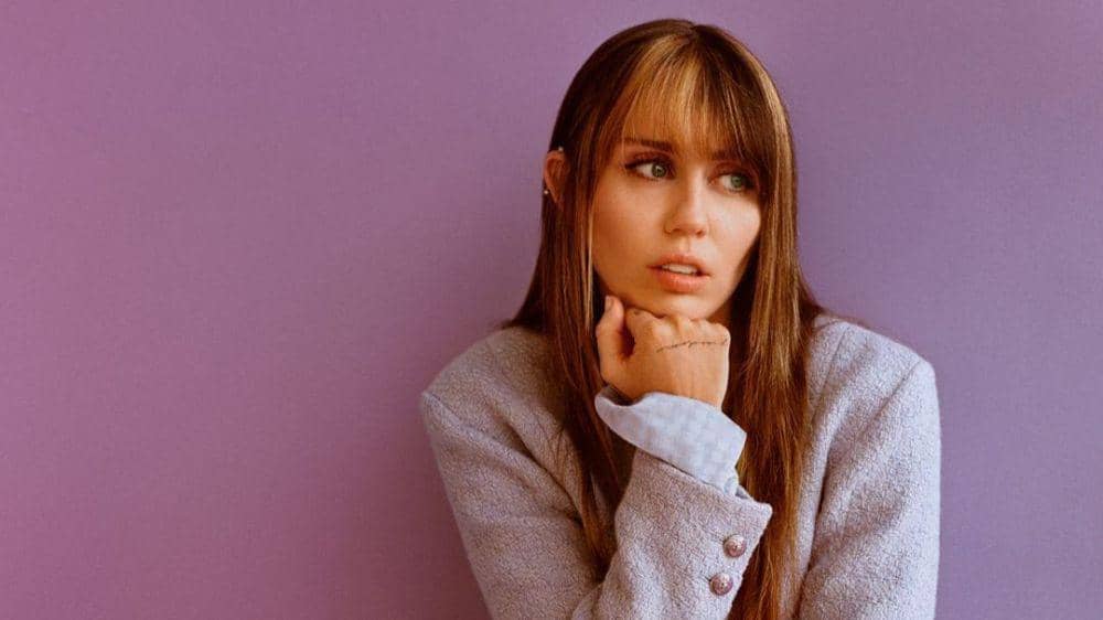 Lirik Lagu Angels Like You - Miley Cyrus | IDN Times