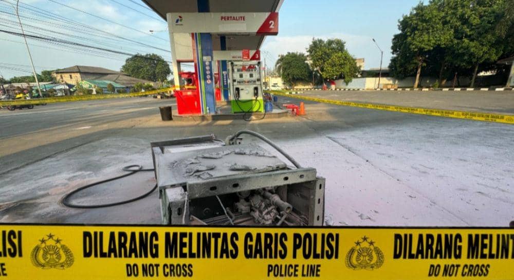 SPBU di Cilegon Terbakar Usai Selang Bensin Tertarik Mobil | IDN Times ...