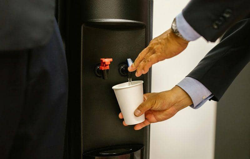 7 Merek Dispenser Terbaik, Kualitas Terjamin | IDN Times