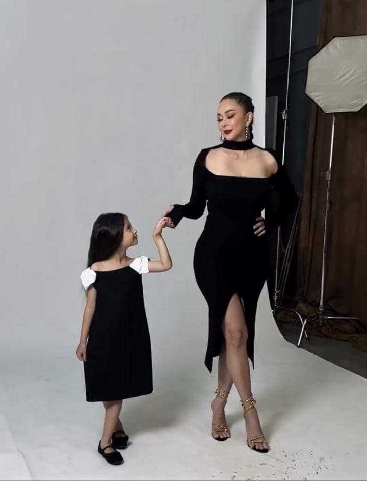 7 Momen Pemotretan Aura Kasih dan Sang Anak, Arabella, Cetar | IDN Times