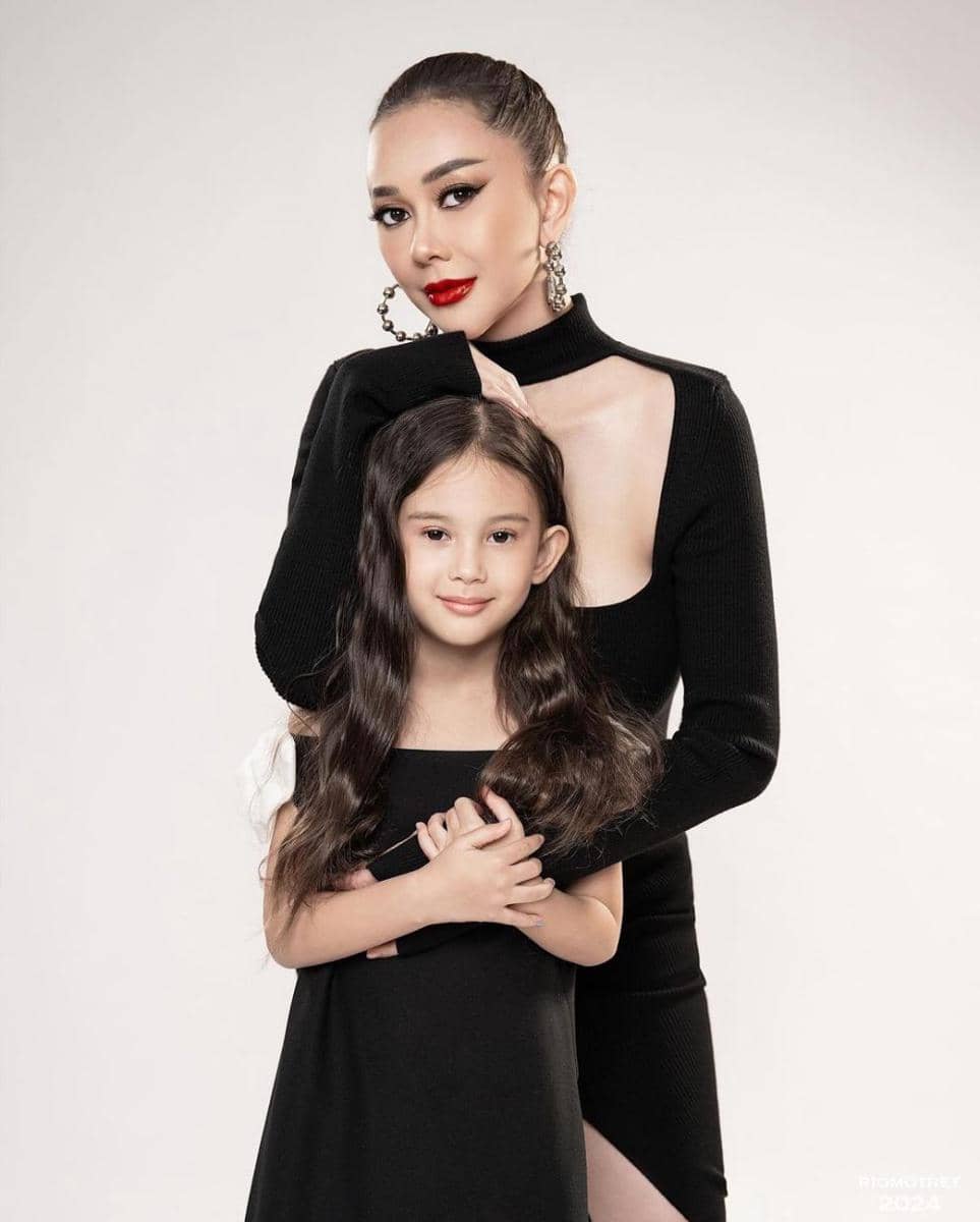 7 Momen Pemotretan Aura Kasih dan Sang Anak, Arabella, Cetar | IDN Times