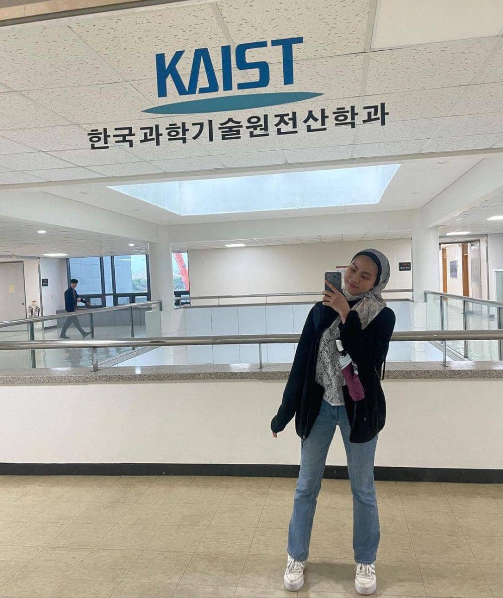 Biodata Xaviera Putri Clash of Champions | IDN Times