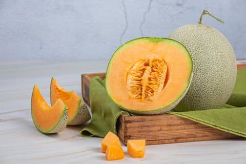 10 Tips Memotong Buah Melon yang Cepat dan Terlihat Rapih | IDN Times
