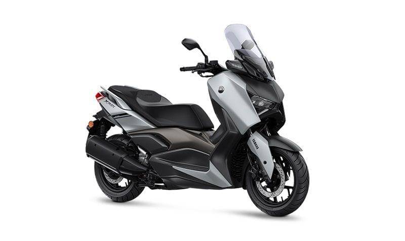 Daftar Harga Motor XMAX Terbaru 2025, Mulai Rp60 Jutaan | IDN Times