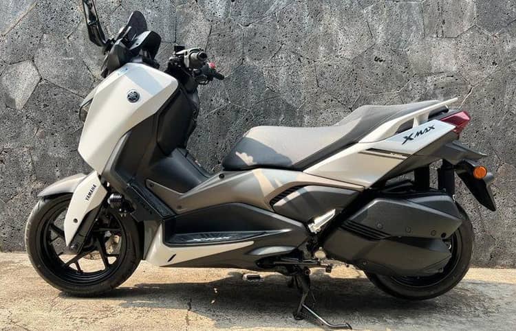 Daftar Harga Motor XMAX Terbaru 2025, Mulai Rp60 Jutaan | IDN Times