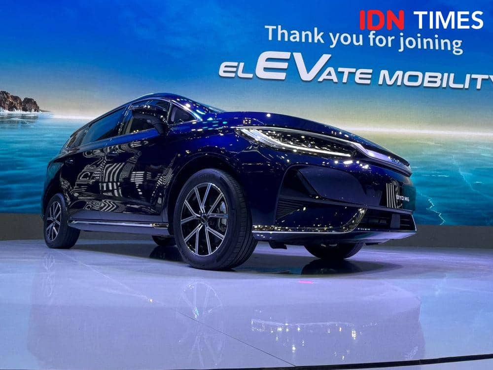 Mobil Listrik BYD M6: Harga, Spesifikasi dan Fiturnya | IDN Times