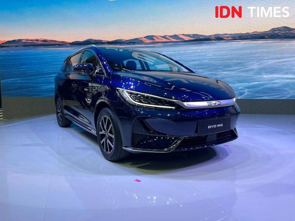 Mobil Listrik BYD M6: Harga, Spesifikasi dan Fiturnya | IDN Times