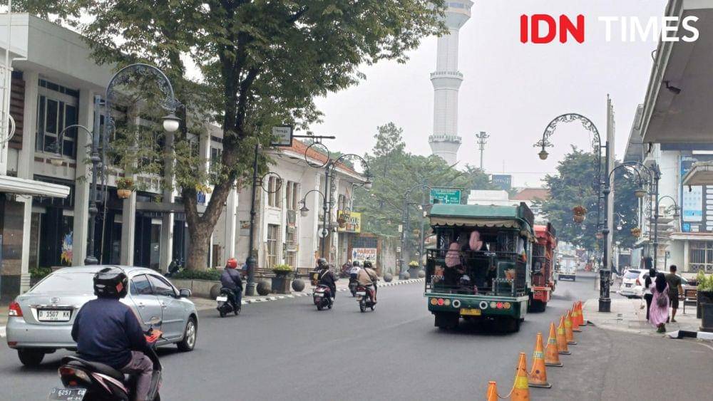 Cara Naik Bandros di Bandung Beserta Tiket dan Rutenya | IDN Times
