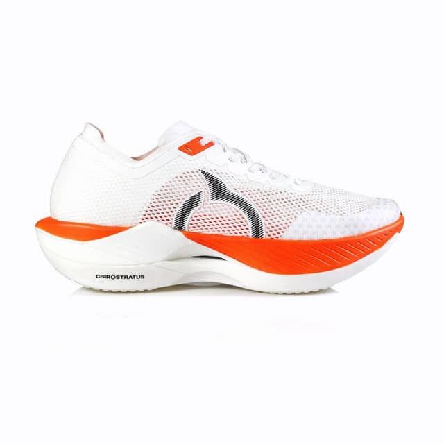 10 Rekomendasi Sepatu Running Ortuseight Terbaik | IDN Times