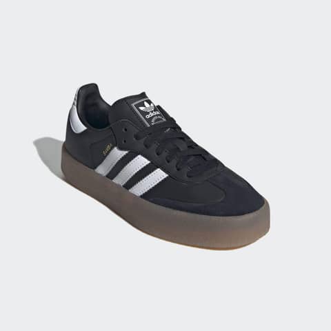 5 Rekomendasi Sepatu Adidas Samba Women, Bikin Style Kece! | IDN Times