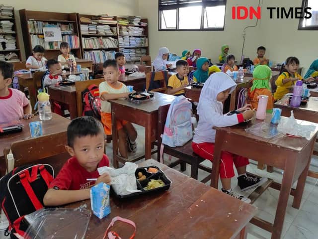 Syarat dan Cara Menjadi Mitra Program Makan Bergizi Gratis | IDN Times