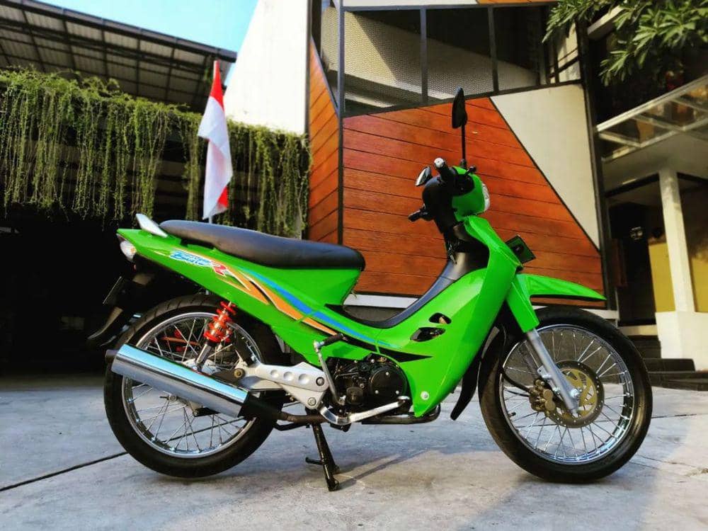 6 Rekomendasi Motor Bebek Kawasaki, Ada Binter Joy 85 cc | IDN Times