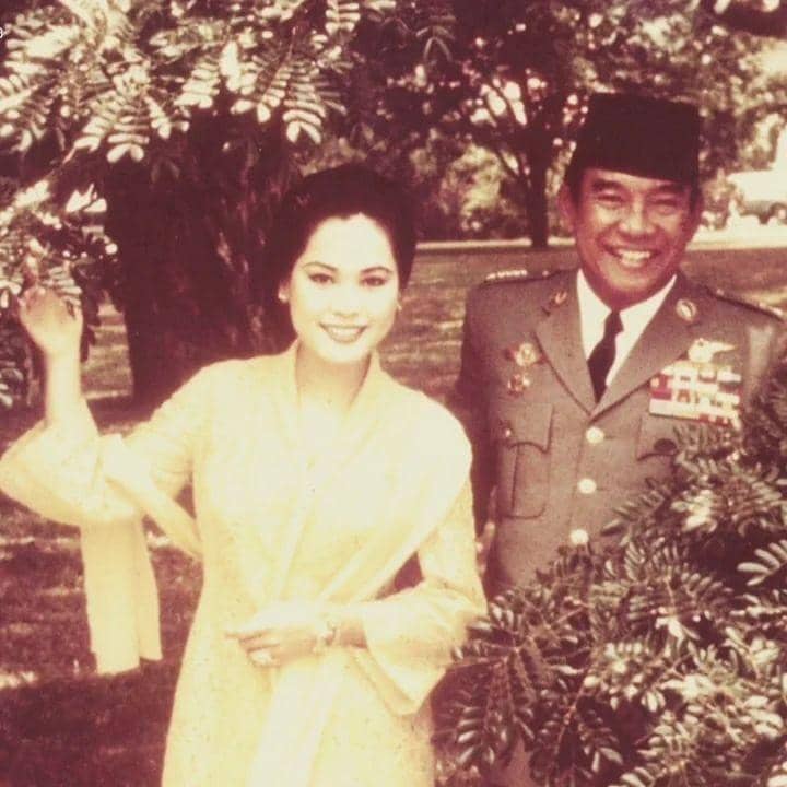 Mengenal 9 Istri Sukarno, Profil hingga Perjalanan Cintanya | IDN Times