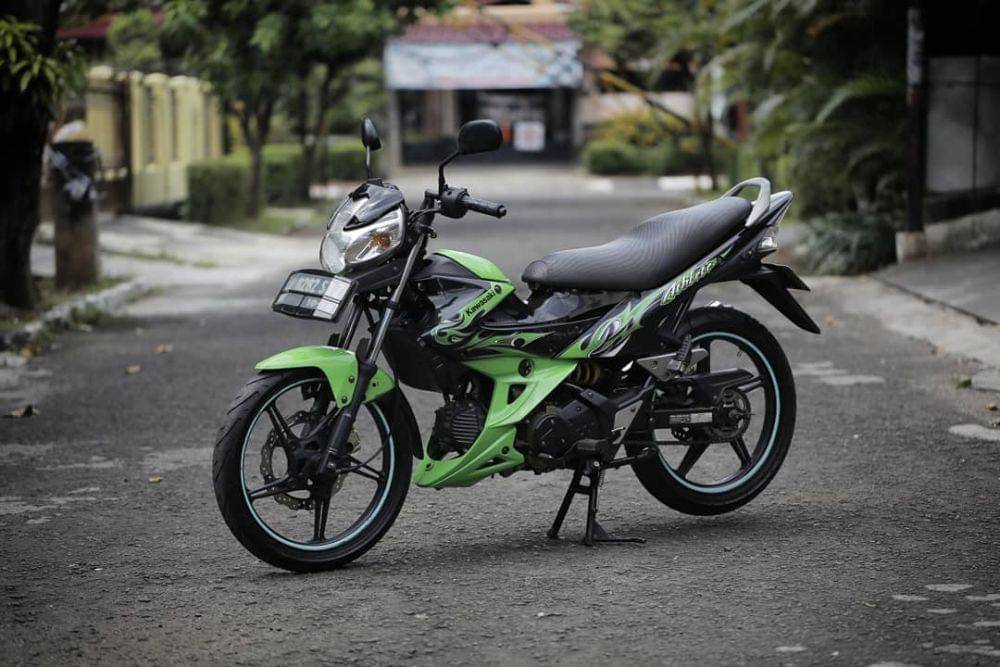 6 Rekomendasi Motor Bebek Kawasaki, Ada Binter Joy 85 cc | IDN Times