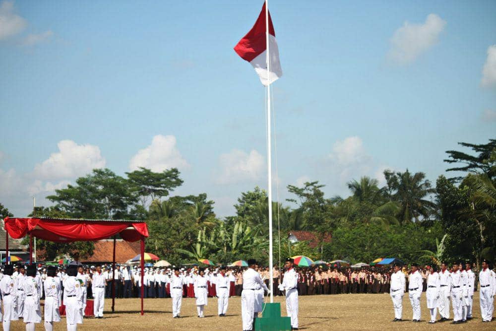 Berapa Ukuran Bendera Merah Putih Sebenarnya? Ini Kata Undang-Undang ...