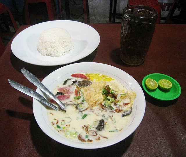 Resep Soto Betawi Kuah Susu dan Cara Membuat | IDN Times