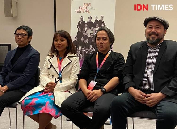 Wawancara Mocca, Band 2000-an yang Eksis Terus hingga Kini | IDN Times