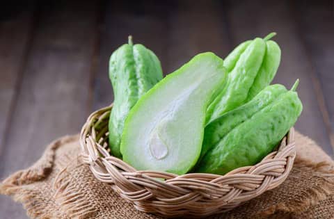 5 Cara Memasak Lalapan, Tambah Enak dan Bikin Beda! | IDN Times