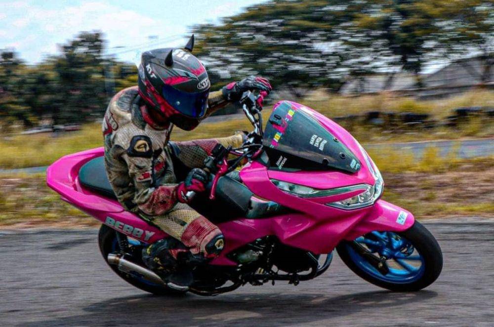 5 Ide Modifikasi PCX 160, Konsep Touring hingga Hot Rod | IDN Times