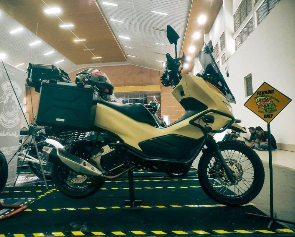 5 Ide Modifikasi PCX 160, Konsep Touring hingga Hot Rod | IDN Times