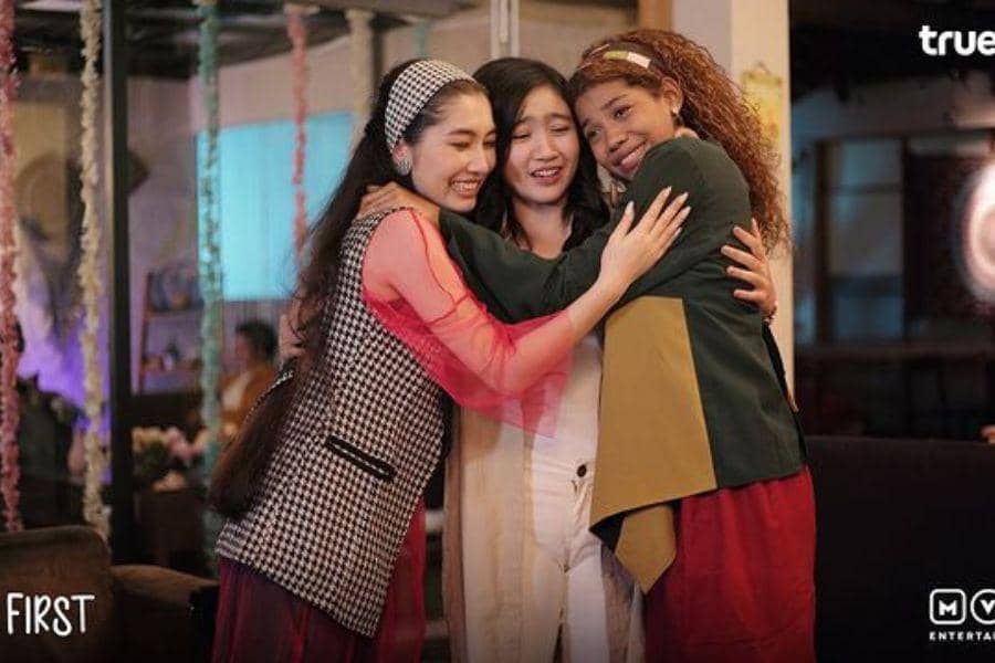 Profil Devina Aureel, Berperan di Film Seni Memahami Kekasih | IDN Times