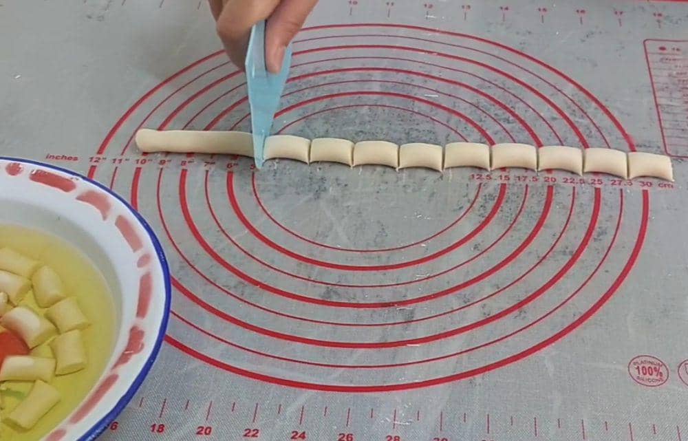 Resep Amplang Kerupuk Ikan Khas Samarinda | IDN Times