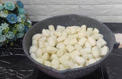 Resep Amplang Kerupuk Ikan Khas Samarinda | IDN Times