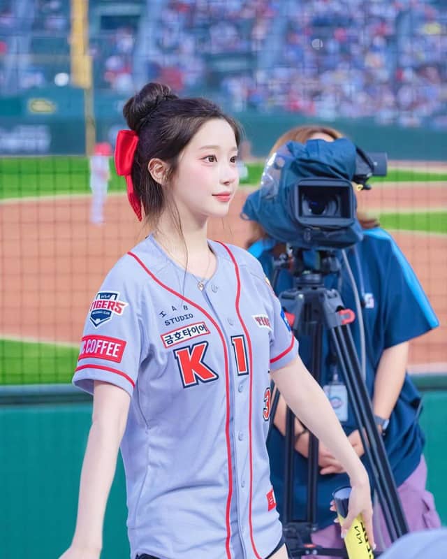 Profil dan Biodata, Cheerleader Korea Lee Ju Eun | IDN Times