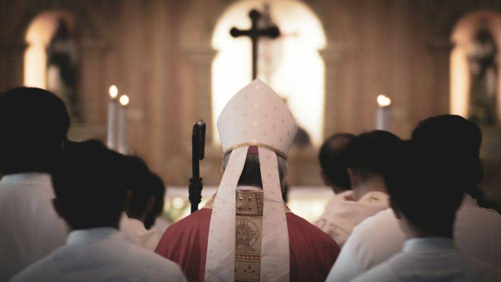 Ketahui Perbedaan Monsignor, Uskup, dan Kardinal | IDN Times