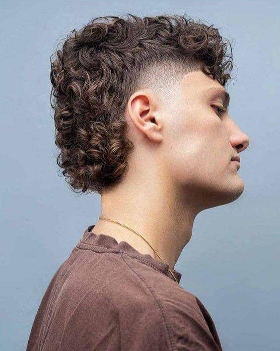 10 Potongan Rambut Burst Fade Terbaik, Keren dan Stylish | IDN Times